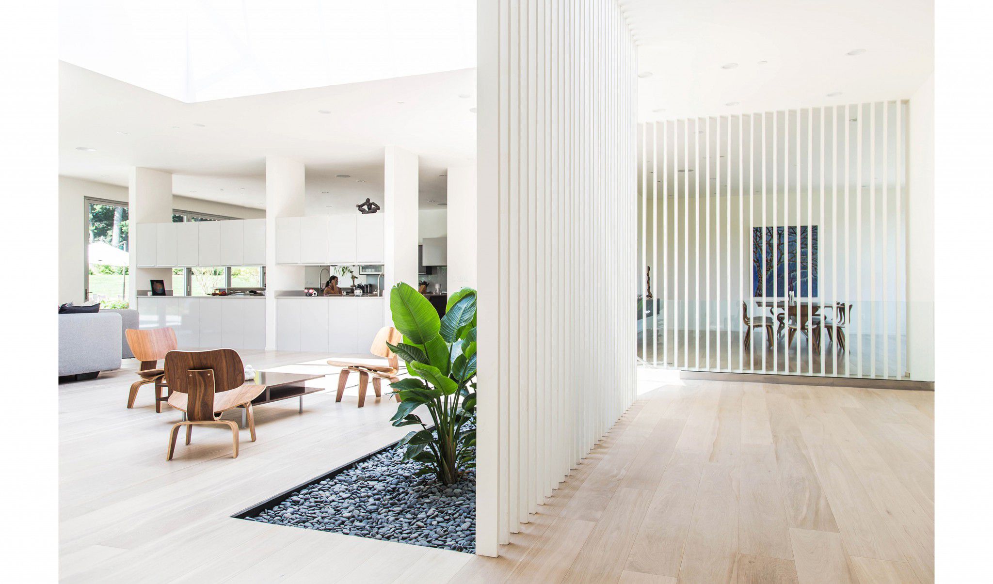 MEADOW HOUSE – Office Mian Ye